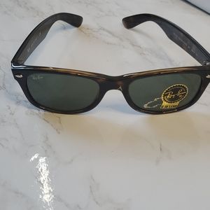 Ray-Ban | Accessories | Ray Ban New Wayfarer Tortoise Shell Sunglasses ...